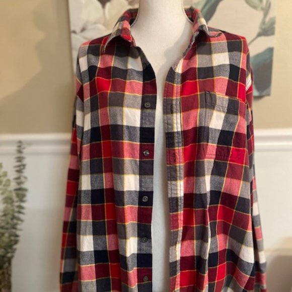 Martin & Logan | Tops | Logan And Martin Plaid Xl Flannel Button Down ...